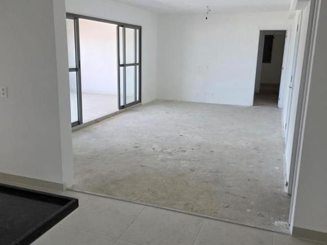 Apartamento de 129m² com 3 quartos