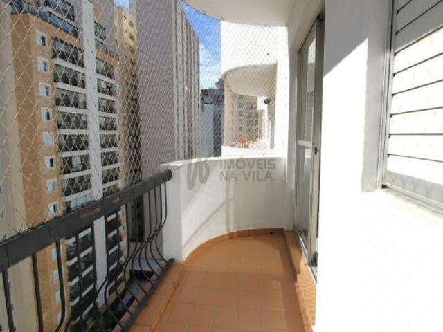 Apartamento na Vila Mariana de 130m2 au com 4 dormitórios, sendo 2 suítes e 3 vagas