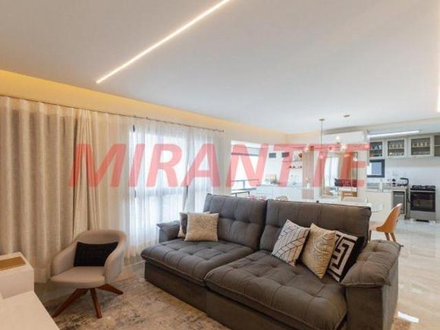 Apartamento de 131m² com 2 quartos