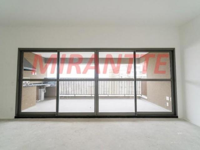 Apartamento de 132m² com 4 quartos