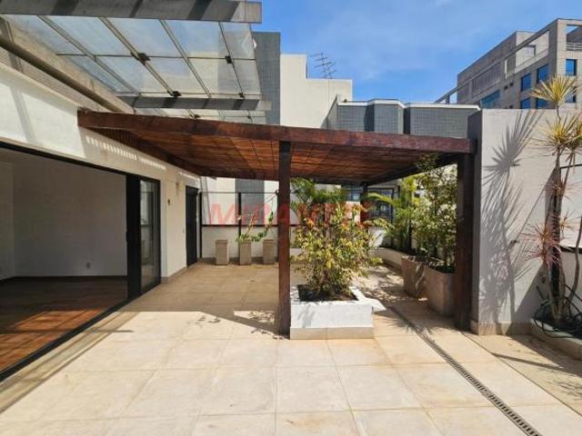 Apartamento de 136m² com 1 quartos