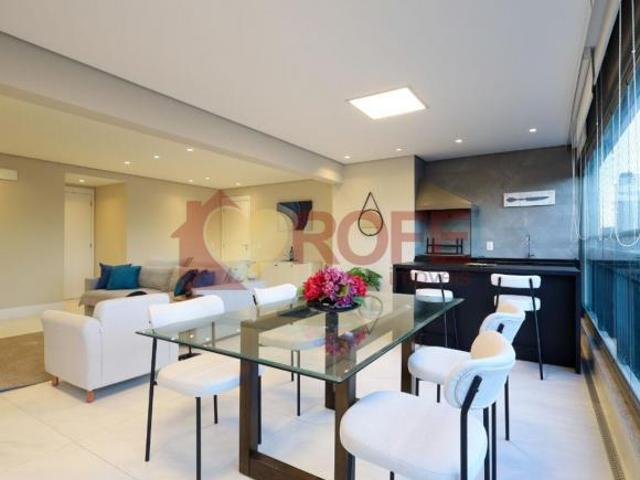 Apartamento de 137m² na Chácara Santo Antônio São Paulo/SP