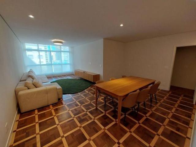 Apartamento de 138 m² área util, com 3 quartos 2 suítes à venda na Consolação