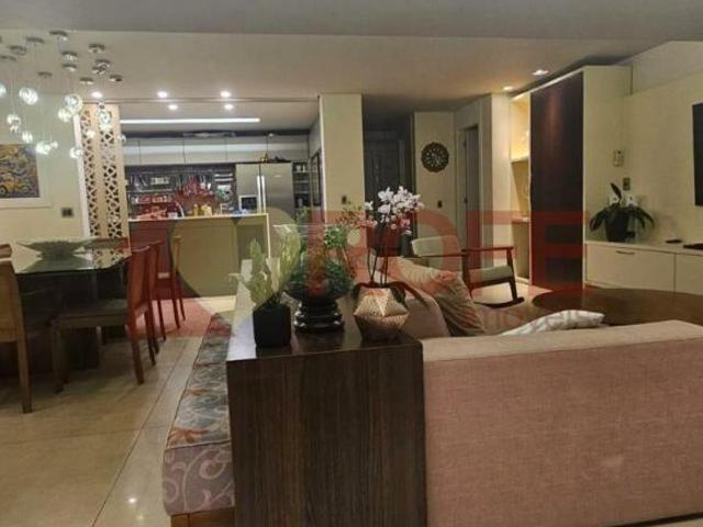 Apartamento de 138 m² com 2 suítes, 2 vagas e depósito à venda no Brooklin