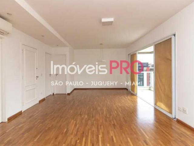 Apartamento de 138m² no Paraíso, 3 suítes, 3 vagas