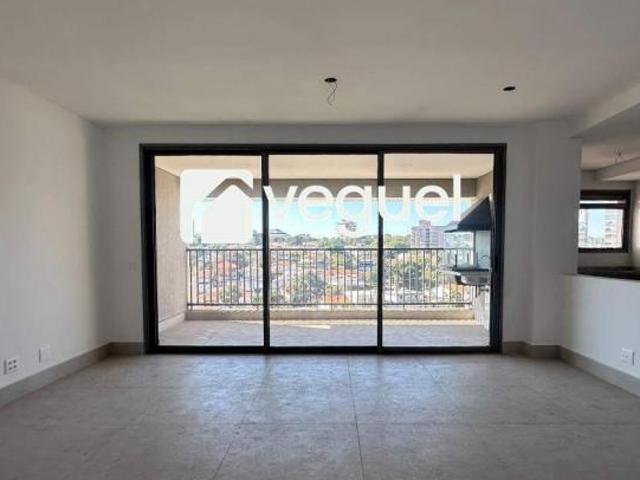 Apartamento de 139m², sendo 3 suítes para venda no bairro Cambuí, Campinas/SP