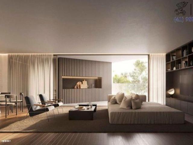 Apartamento de 140.97m² no bairro Água Verde, com 3 quartos 2 suítes, 3 banheiros e 2 vagas de gar
