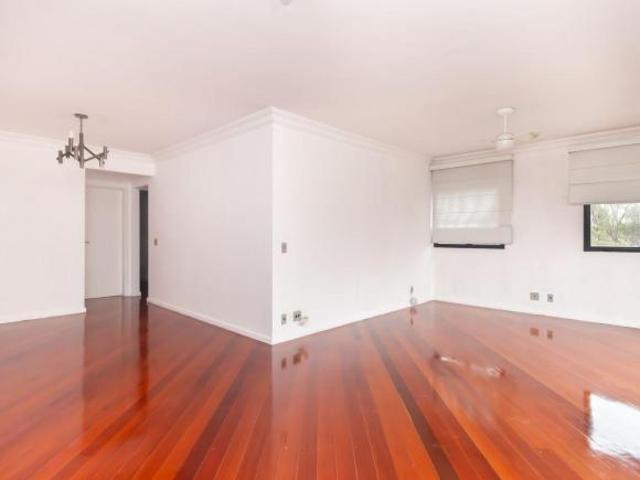 Apartamento de 140 m² com 3 quartos em venda no Paraíso do Morumbi