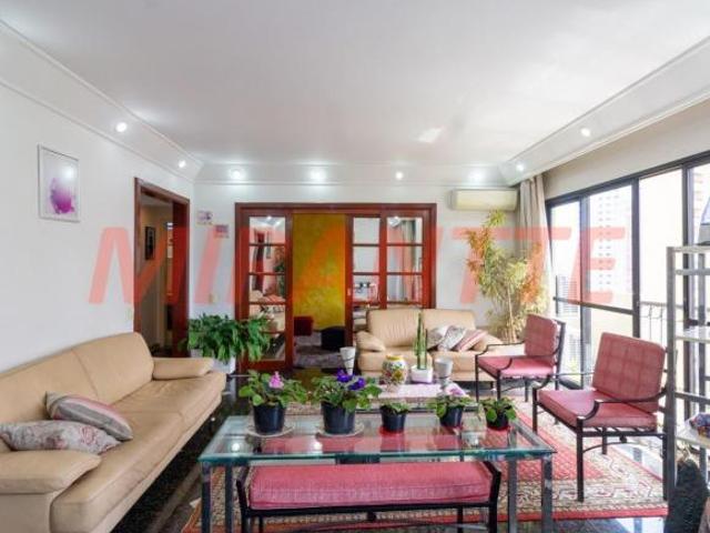 Apartamento de 140m² com 3 quartos