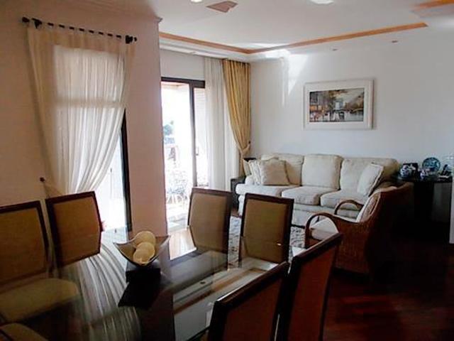 Apartamento de 140m² com 3 quartos