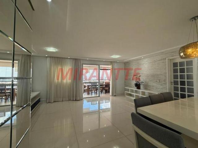 Apartamento de 140m² com 3 quartos