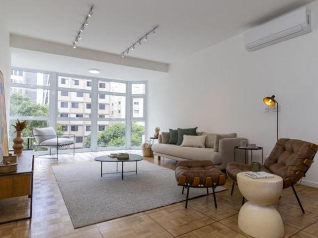 Apartamento de 141 m² à venda no Jardins