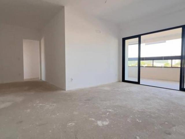 Apartamento de 141m² no Lux Residence – Sofisticação, amplitude e varanda gourmet fechada Valinhos