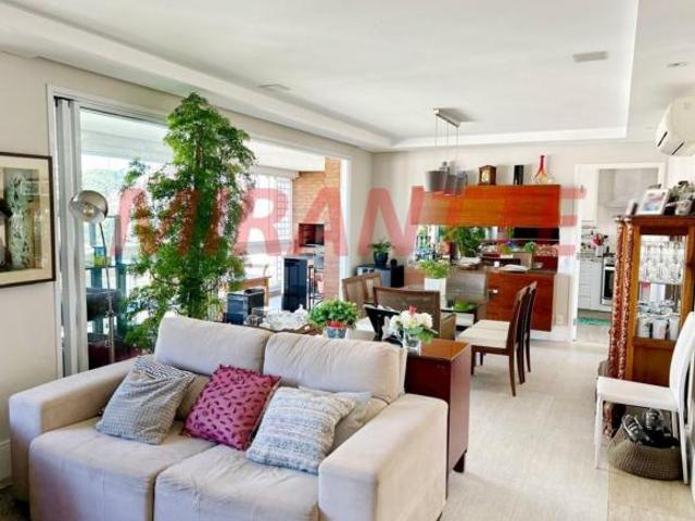 Apartamento de 141m² com 3 quartos