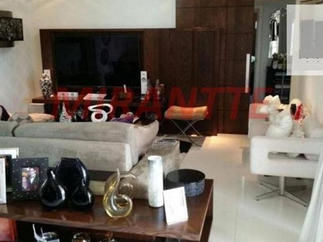 Apartamento de 142m² com 4 quartos