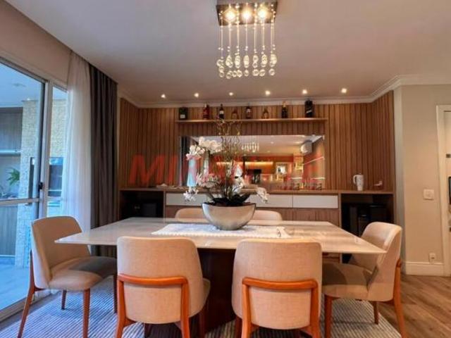 Apartamento de 142m² com 3 quartos
