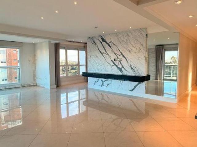 Apartamento de 143 m² com 3 suites em venda em Vila Yara