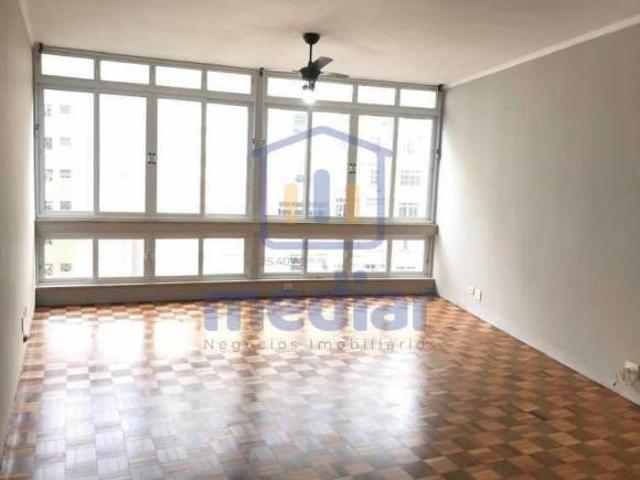 Apartamento de 147 m², 3 Dormitórios, andar alto, no coração do Gonzaga !