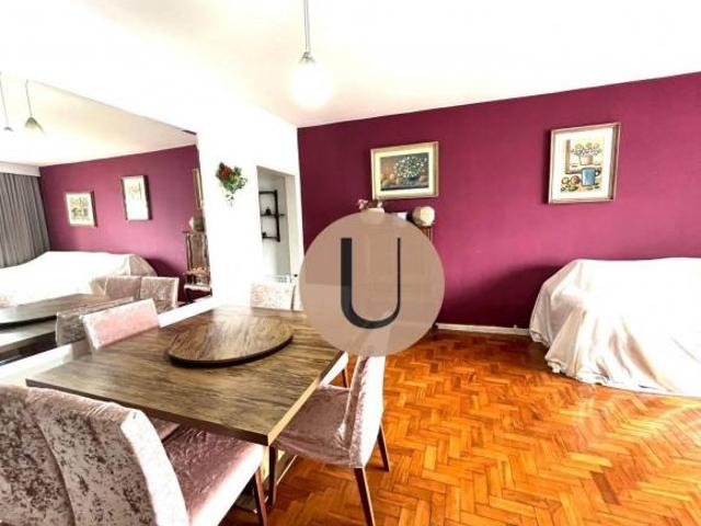 Apartamento de 147m2, janelão na sala, 3 dormitórios amplos, 1 vaga fixa, na Rua Augusta R$ 1.059