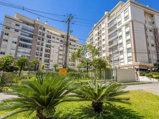 Apartamento de 147m² Mobiliado com 2 Vagas no Ecoville