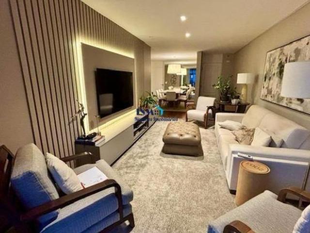 Apartamento de 147m² à venda no Condomínio Edifício Sorbone