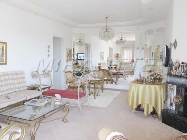 Apartamento de 147m² com 3 quartos