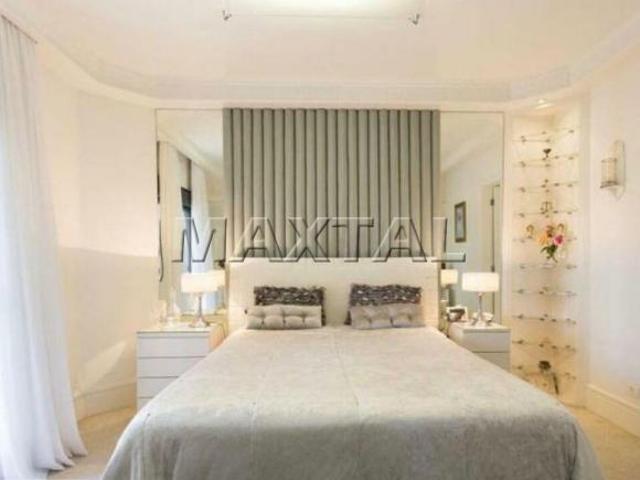 Apartamento de 150m², com 4 dormitórios, 3 suítes e 3 vagas, no Bairro Paraiso, Com lazer completo