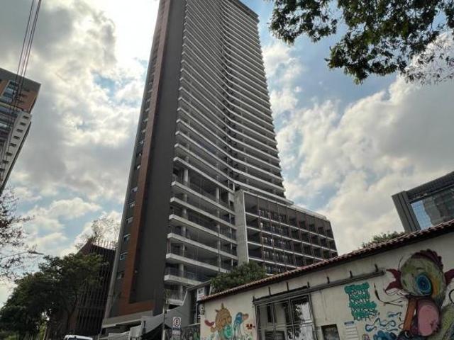 Apartamento de 151 m² com 2 suítes e 2 vagas em Pinheiros São Paulo SP