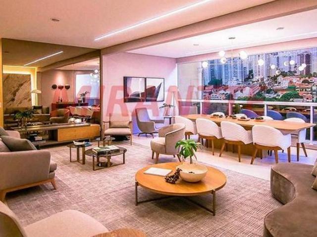 Apartamento de 151m² com 2 quartos