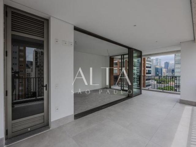 Apartamento de 154m² à venda com 3 suítes e 2 vagas em um condomínio NOVO no Itaim