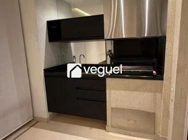 Apartamento de 156,40m² com 3 quartos, sendo 3 suítes com 3 vagas para alugar no bairro Jardim Botân