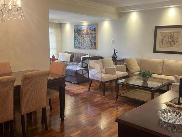 Apartamento de 156m2 com 3 Dormitórios e 2 Vagas na Aclimação