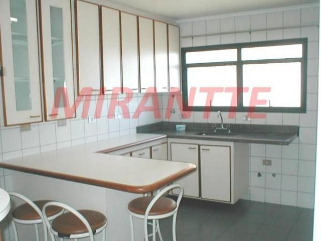 Apartamento de 156m² com 4 quartos