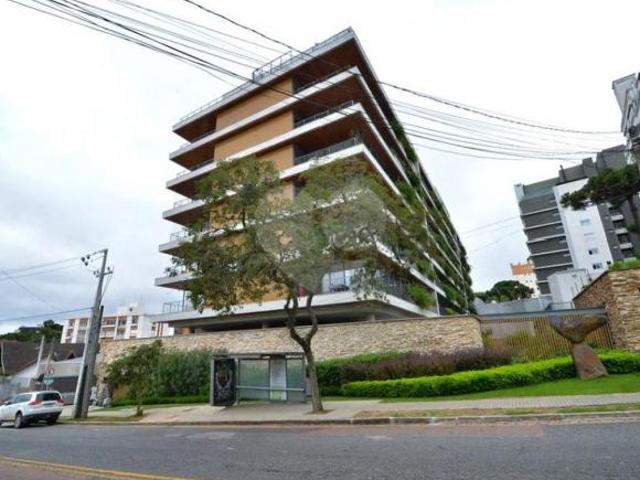 Apartamento de 158m² a venda no Juvevê