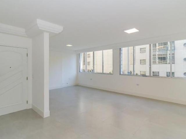 Apartamento de 160 m², 3 quartos em Bela Vista, São Paulo
