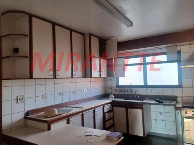 Apartamento de 160m² com 4 quartos