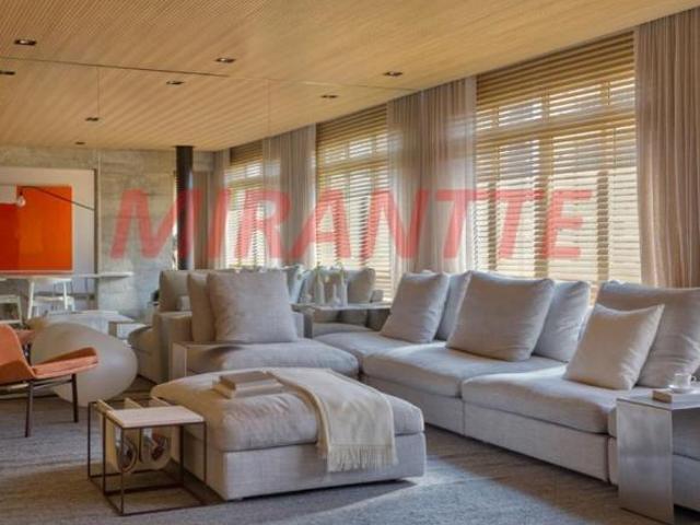 Apartamento de 160m² com 2 quartos