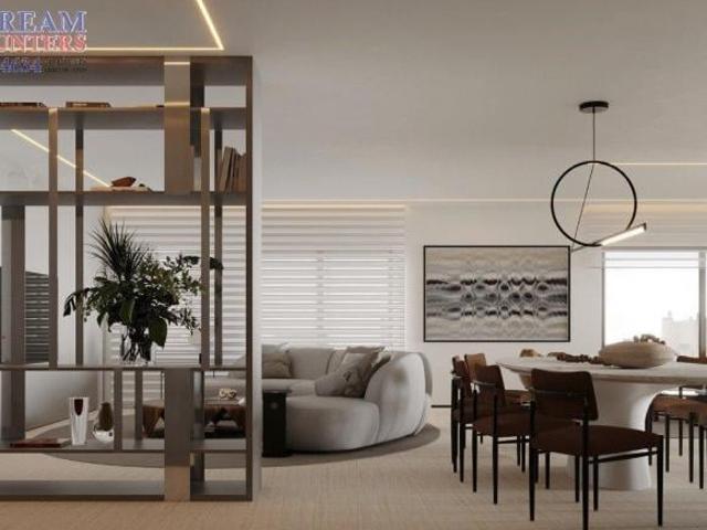Apartamento de 162m² no bairro Água Verde, com 3 suítes, 5 banheiros e 3 vagas de garagem