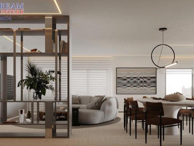 Apartamento de 162m² no bairro Água Verde, com 3 suítes, 5 banheiros e 3 vagas de garagem