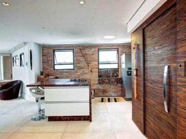 Apartamento de 162m² com 2 dormr/1 Suíte, 3 banheiros, 3 vagas no Morumbi