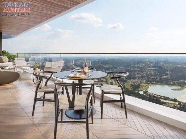 Apartamento de 164.73m² no bairro Bigorrilho, com 3 quartos 3 suítes, 4 banheiros e 2 vagas de gar