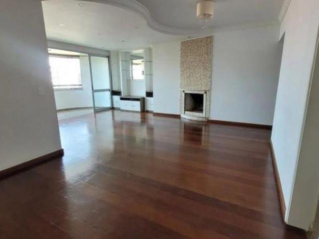 Apartamento de 165m² com 4 Quartos e 2 Vagas à Venda na Vila Sônia