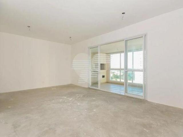 Apartamento de 166m² a venda no CIC