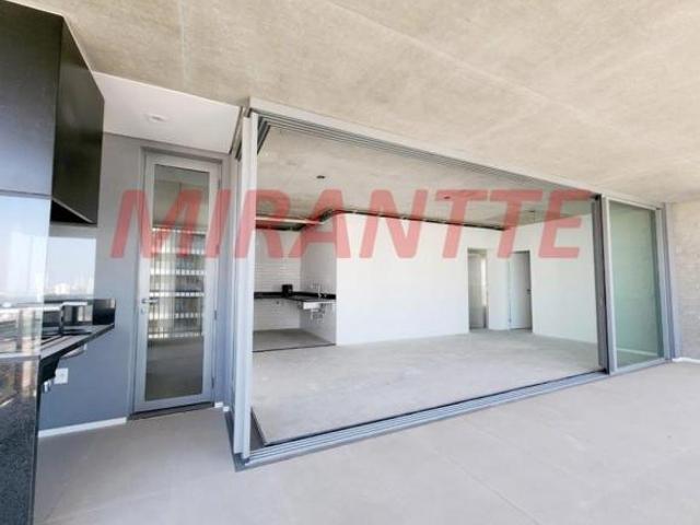 Apartamento de 167m² com 4 quartos