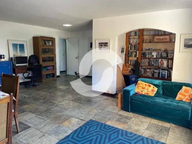 Apartamento de 172 m² na Praia João Caetano, 145 Ingá Niterói RJ, à venda por R$ 1.080.000