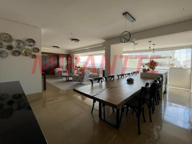 Apartamento de 172m² com 3 quartos