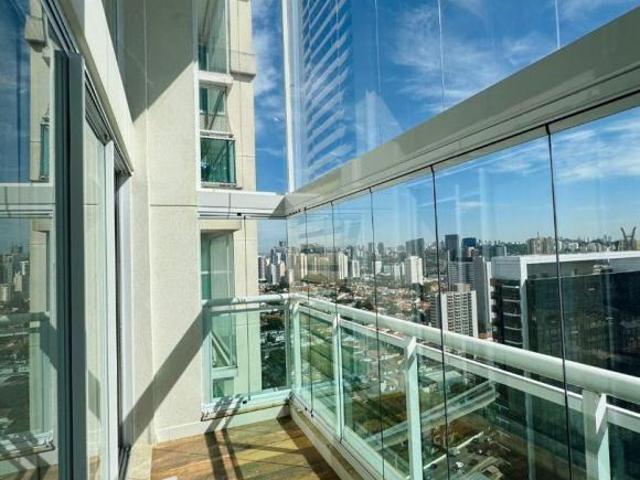 Apartamento de 173m² com 3 Suítes, Pé Direito Duplo e Vista Incrível no Brooklin – Alto Padrão