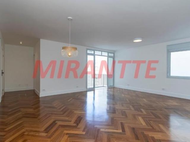 Apartamento de 176m² com 3 quartos