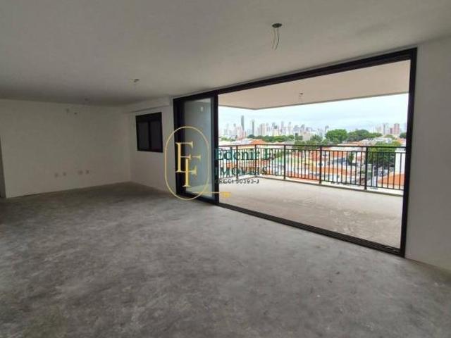 Apartamento de 179 m² com 4 Suítes, Varanda Gourmet e 3 Vagas Fixas