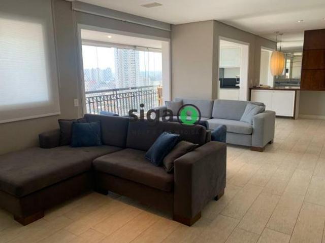 Apartamento de 180 m² na vila romana com 4 quartos 2 suítes. Lazer de clube no cond. Paradíso